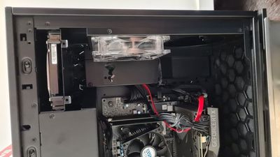 Solved: How to add HDD to an ERAZER ENGINEER X10 MD35248 - MEDION Community